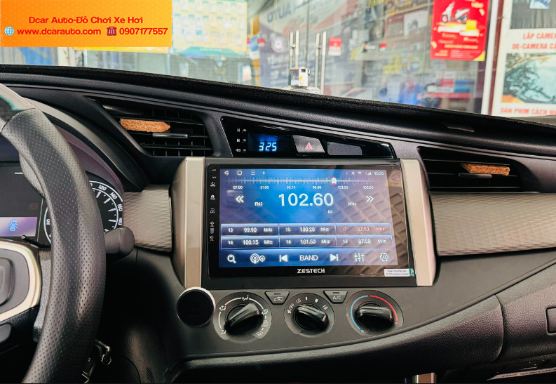 Màn hình Toyota INNOVA 2020 - Dcar Auto